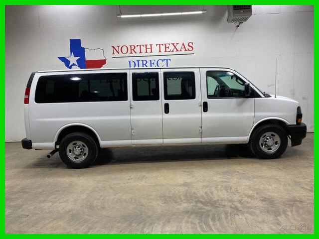 2018 CHEVROLET EXPRESS 3500 12 Passenger Van Rear AC Church Daycare ...
