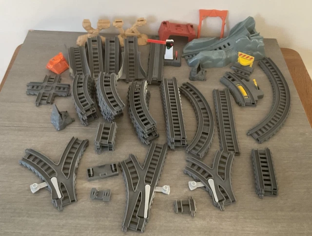 THOMAS AND FRIENDS Trackmaster Bundle 50 Track Pieces Thomas Tank ...