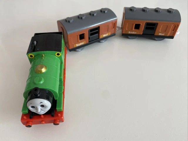 TOMY TRACKMASTER THOMAS the Tank Engine battery train Percy & Sodor ...