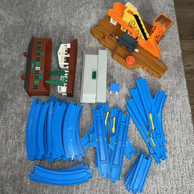 THOMAS AND FRIENDS Trackmaster TOMY Set & Tracks 42-Pieces Lot 1992 ...