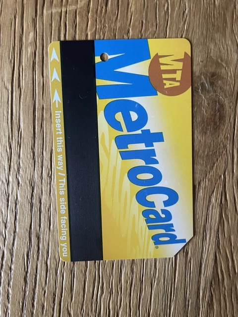 MTA METROCARD NYC exp 2025 very good conditions EUR 2.000,00 - PicClick IT