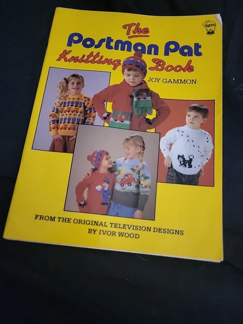 THE POSTMAN PAT knitting book by Joy Gammon £3.99 - PicClick UK