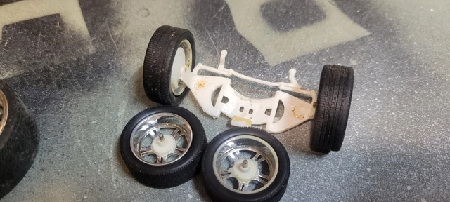 VINTAGE 1/24 1/25 CAR MODEL WHEELS SETS JUNKYARD LOT EXTRAS As Is $35. ...