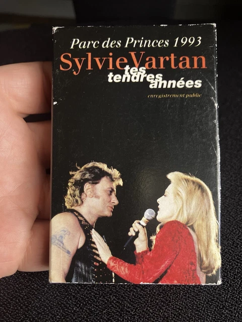RARE CASSETTE AUDIO 2 titres Johnny Hallyday Sylvie Vartan Parc Des Princes 1993 EUR 15,00 ...