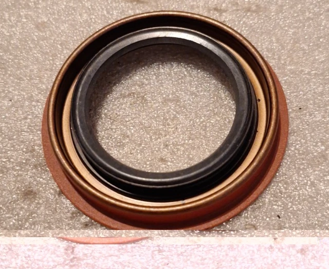FORD A4LD AUTOMATIC Gearbox Front Torque Convertor Seal Granada Sierra ...