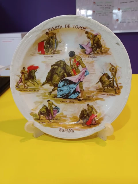 FIESTA DE TOROS Espana Bull Fight Collector Plate 20cm Diam. £18.00 ...