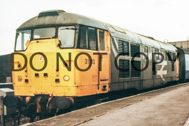 UK DIESEL TRAIN Railway Photograph Of Class 31 31110 Loco. (Rm31-38) £1 ...