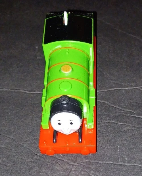 THOMAS & FRIENDS TrackMaster Percy Engine Motorized Train 2013 EUR 4,79 ...