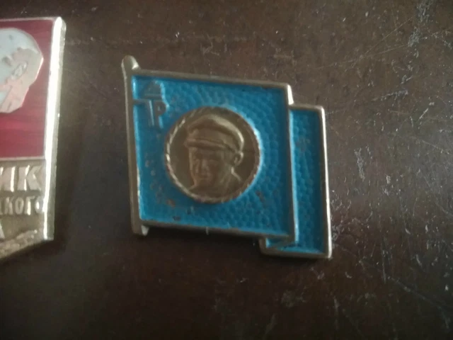 RARE LOT INSIGNES Militaires Urss Usa Dont Ancien Lénine EUR 19,00 - PicClick FR