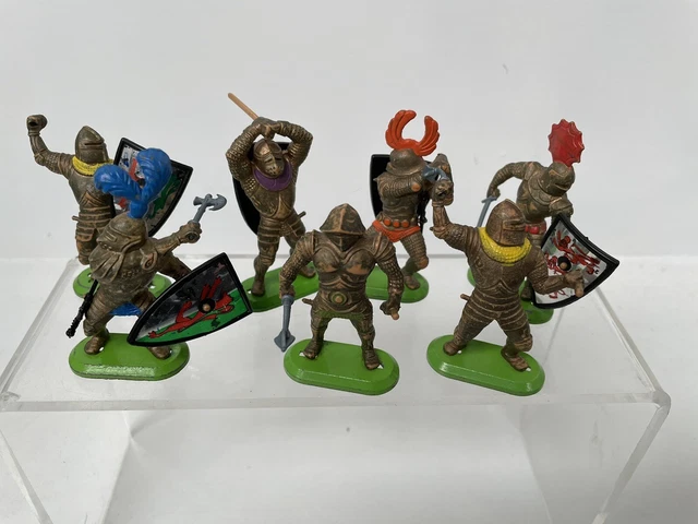 VINTAGE 1987 BRITAINS Medieval Plastic Knights Made In England Job Lot ...