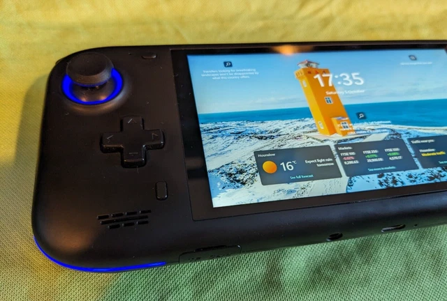 AYN LOKI ZERO - Windows 11 Handheld Gaming Computer - Hardly Used £127. ...