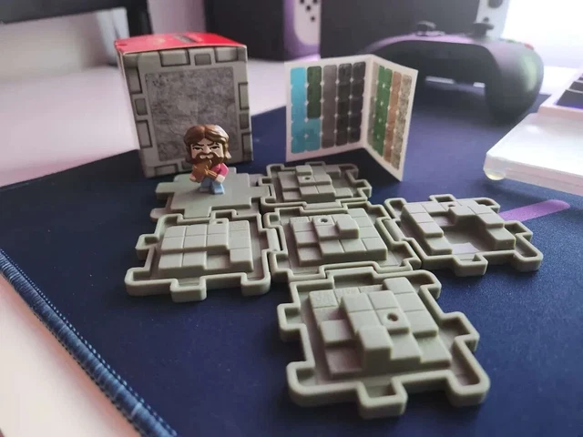 MINECRAFT MOVIE MCDONALDS Happy Meal Toy Garrett Garrison / Jason Momoa ...