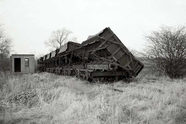 BRITISH RAIL IRONSTONE side tippers, Finedon Hall quarry Rail Photo £1. ...