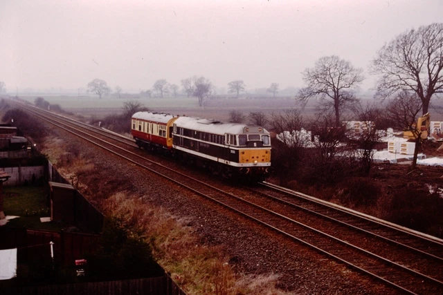 BRITISH RAIL BR Diesel Loco Strensall Railway Slide 2090 £3.99 ...