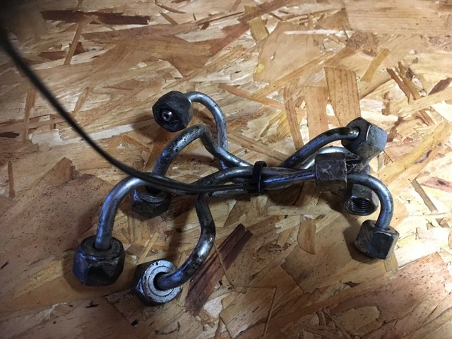 INJECTOR PIPES 2.0 M9R vauxhall vivaro renault trafic nissan primastar ...