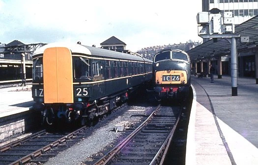 COLOUR RAIL SLIDE DE 2082 of BR class 123 DMU £3.70 - PicClick UK