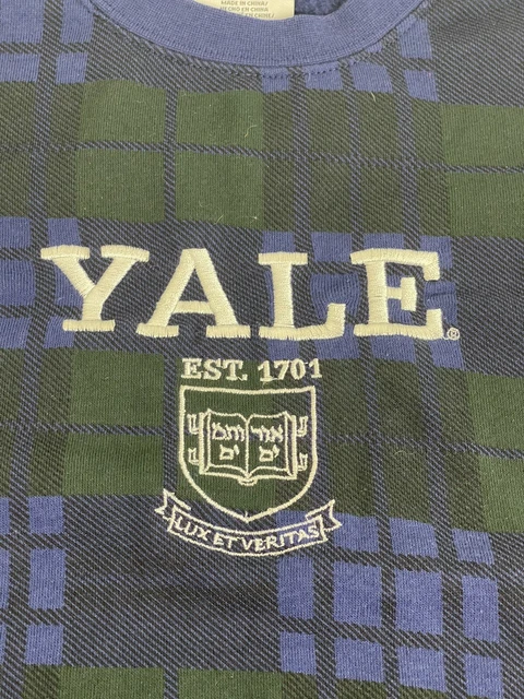 YALE UNIVERSITY SWEATSHIRT Small Spellout Crest Crew Neck Fleece £17.89 ...