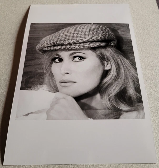 SCHAUSPIELERIN URSULA ANDRESS Erotik/Film-Star-Foto, Format ca. 13 x 19 ...