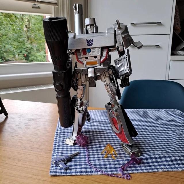 TAKARA TOMY TRANSFORMERS MASTERPIECE MP-5 MEGATRON Action Figure MP-05 ...