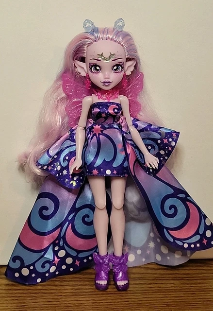 MAGIC MIXIES PIXIE Supremes Fashion Doll Speak to Magic Mirror DOLL ...