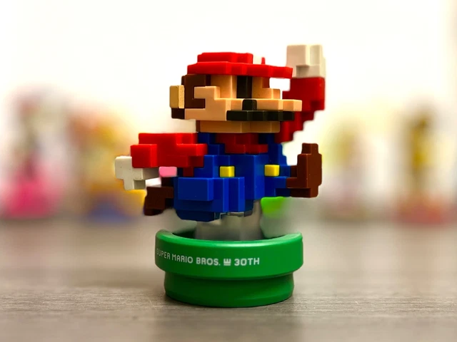 NINTENDO SWITCH AMIIBO PIXELATED MARIO 30TH ANNIVERSARY Super Mario ...