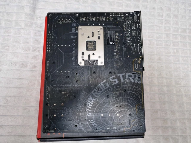 ASUS ROG STRIX X670E-F Gaming WiFi Motherboard (130126107) £167.10 ...