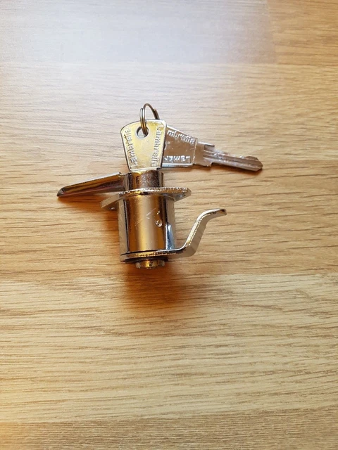 LAMBRETTA ITALIAN TOOLBOX Door Lock With Two Keys £7.99 - PicClick UK