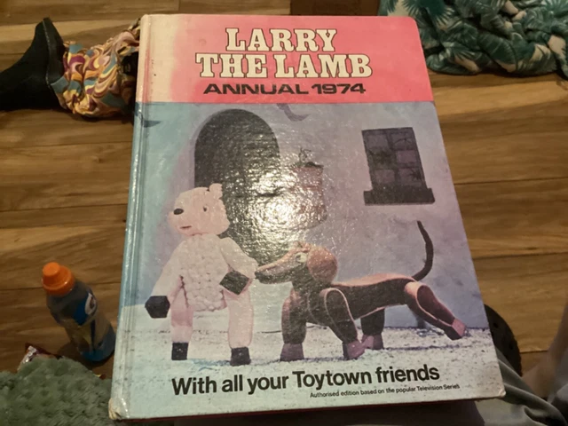 LARRY THE LAMB Annual (1974) Vintage Hardback - Unclipped 75p **Ex Cond ...
