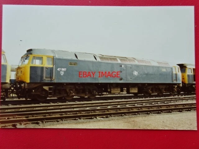 PHOTO BR Class 47 Loco No 47587 At Polmadie Depot 1985 £3.00 - PicClick UK