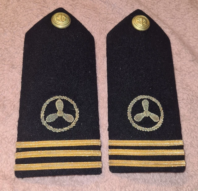 KINGS POINT MERCHANT Marines Engineer Lieutenant WWII Shoulder Epaulets ...