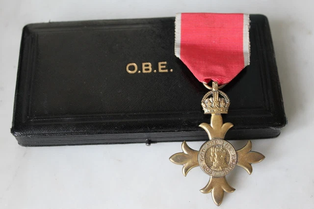 ORIGINAL FULL SIZE Cased Order British Empire Obe Decoration Medal ...