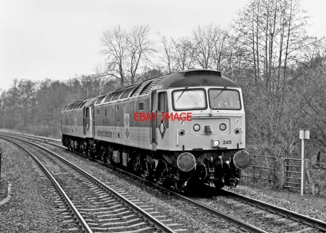 PHOTO CLASS 47 Loco No 47245 At Midgham £1.85 - PicClick UK