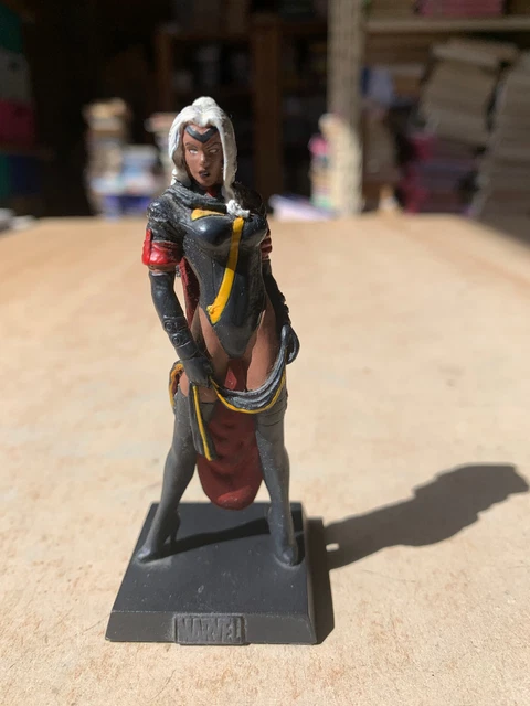 FIGURINE TORNADE / STORM - Collection officielle Marvel n°14 - Plomb ...