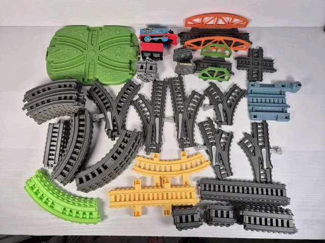 THOMAS THE TANK Engine Trackmaster Revolution Track Bundle 73 Pieces ...