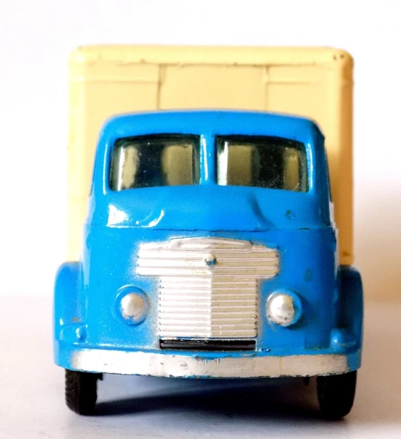 CORGI TOYS NO.453 Commer Walls Ice Cream Van (1956-1960). Free P&P to ...