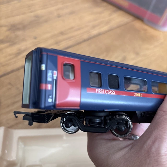HORNBY R4286 GNER MK4 Open First Class Coach OO Gauge £16.15 - PicClick UK