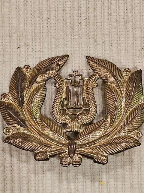WWII US ARMY Officer Cadet Musician Military Academy Vaulted Cap Badge ...