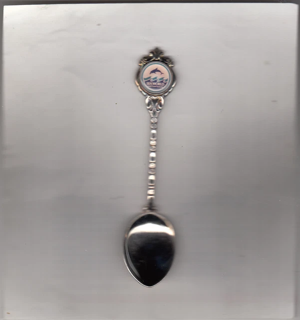 THEME PARK-SEAWORLD GOLD Coast Australia-1 -[Stuart 1970s Spoon ...