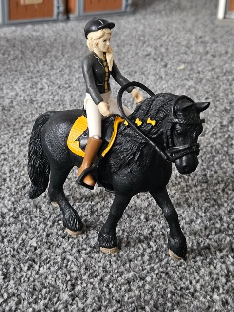 SCHLEICH HORSE - Black Horse with Rider comes with Tack & Saddle - No ...