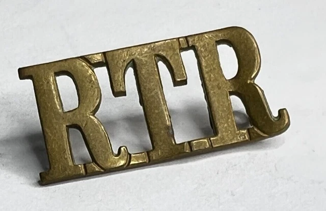 WW2 RTR ROYAL Tank Regiment Brass Shoulder Title 40 x 20 mm some bends ...