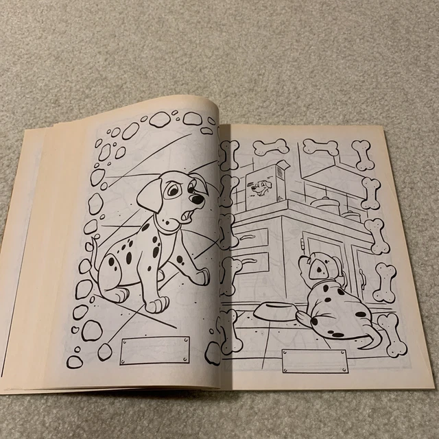 DISNEY 101 DALMATIANS Super Jumbo Colouring Golden Book 1993 Vintage $9 ...
