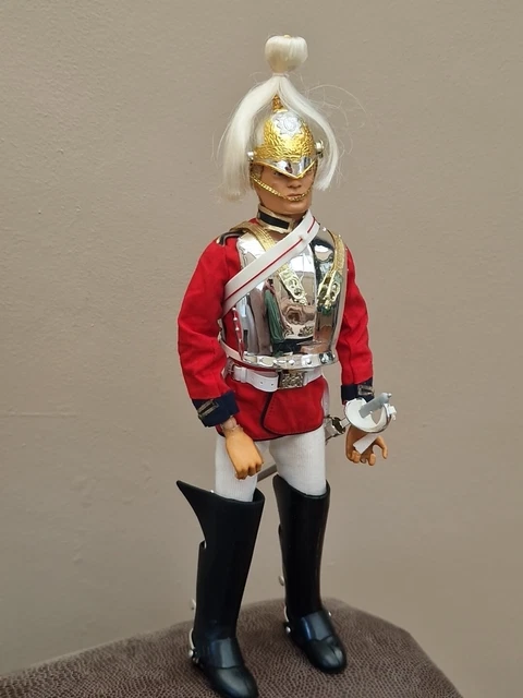 VINTAGE ACTION MAN The Royal Lifeguards Figure & 40Th Uniform ...