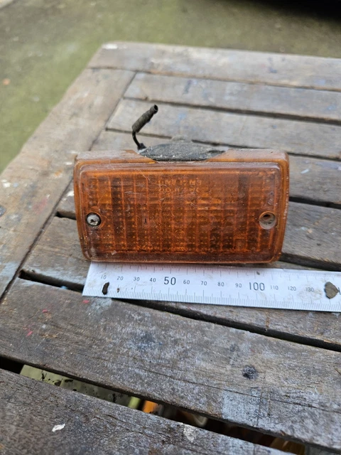 FORD ESCORT MK. 1 Front Indicator Unit and chipped Lens - FoMoCo 3024 £ ...