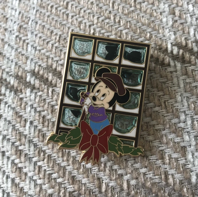 DISNEY MICKEYS CHRISTMAS Carol Limited Edition Pin Tiny Tim £12.99 ...