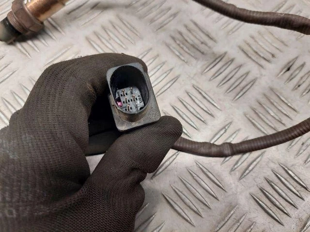 MERCEDES-BENZ E COUPE C207 0095426318 Capteur d'oxygène Lambda 4.70 ...