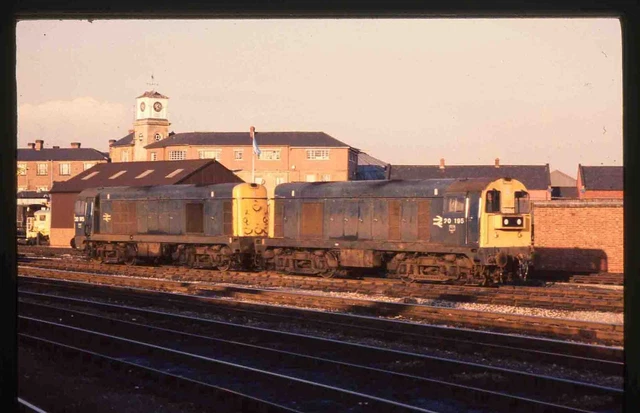 35MM SLIDE BR British Railways Diesel Loco Class 20 20195 105 derby 87 ...