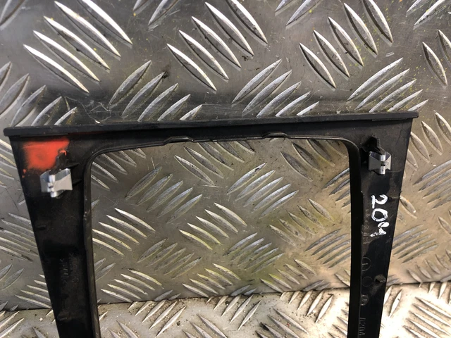 MERCEDES-BENZ C W204 Gear Passages Niveau Plastique Bordure 2046800039 ...