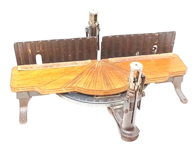VINTAGE/ANTIQUE NO. 2358 Stanley Rule & Level Mitre Box Saw Guide Good ...