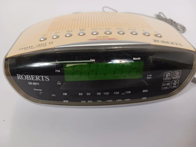 ROBERTS CHRONOLOGIC VI Dual Bedside Alarm Clock Radio (CR9971) Beige ...