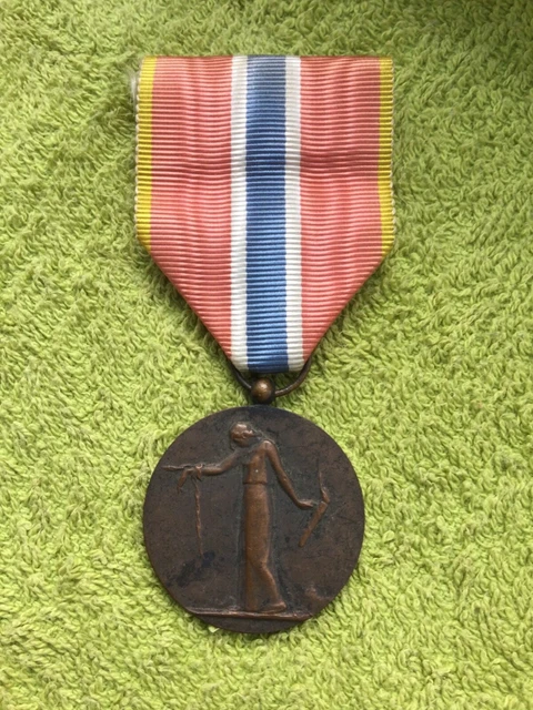 FRENCH POW MEDAL for civilian prisoners, deportees and hostages 1918 £ ...